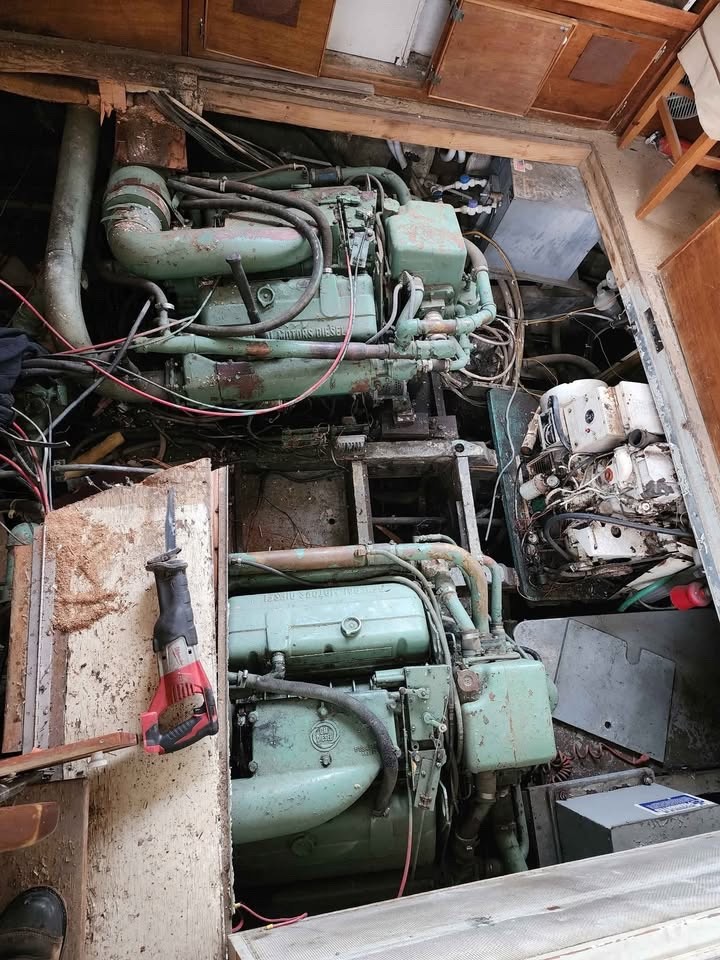 Detroit Diesel 8V53, Marine Diesel Engine with Gears PAIR | eBay