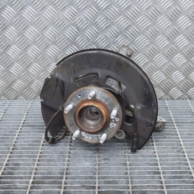 OPEL VAUXHALL Zafira Tourer C 1.4i 103kW Front Right Hub Spindle ...