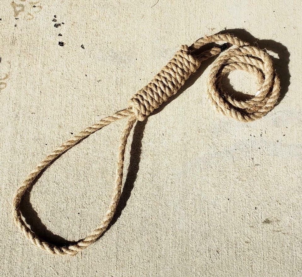 Halloween Horror Hangman's Noose Prop Made of Natural Jute Rope | eBay