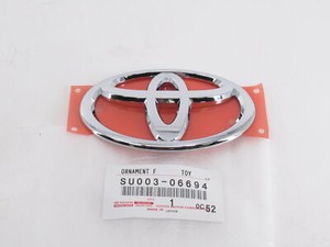 Genuine OEM Toyota SU003-06694 Front Radiator Grille Emblem 2017-2020 ...