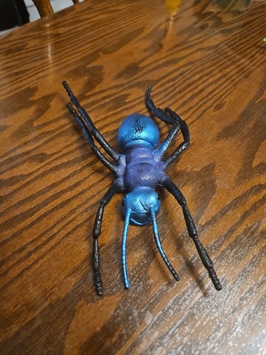 Large Ant Toy Rubber Insect, Realistic Model Bug, Gift, 5" Body and 4 ...
