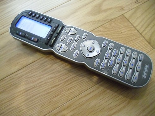 Universal Remote Control (URC) Genesis MX-900 Programmable Remote ...