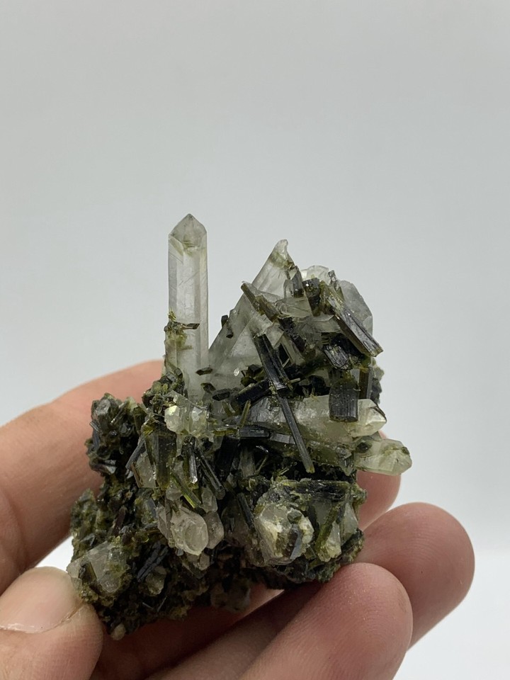 68 Gm Epidote Included Quartz Beautiful Specimen | eBay
