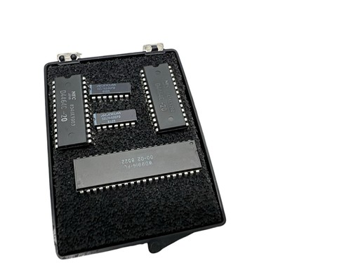 Lot IC Vintage Ceramic Plastic Integrated Circuit Chips See Pics ...