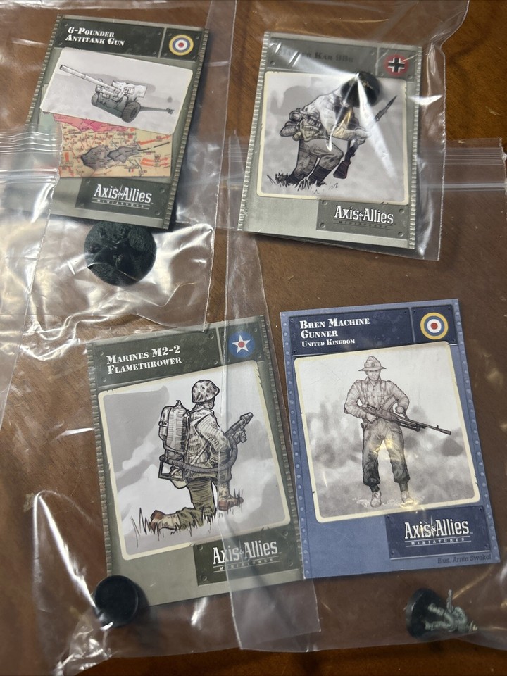 Axis and Allies Miniatures , 8 Figures Modelli, Riflemen, Anti Tank ...