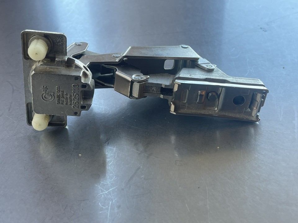 NEW! Grass Hinge 3903 (1203) 2625110 - Snap On - 170° - Free Swing ...