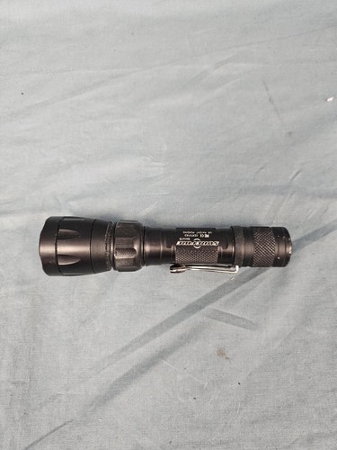 SUREFIRE DIGITAL 2 ULTRA LED FLASHLIGHT SURVIVAL RESCUE POLICE & 4 ...
