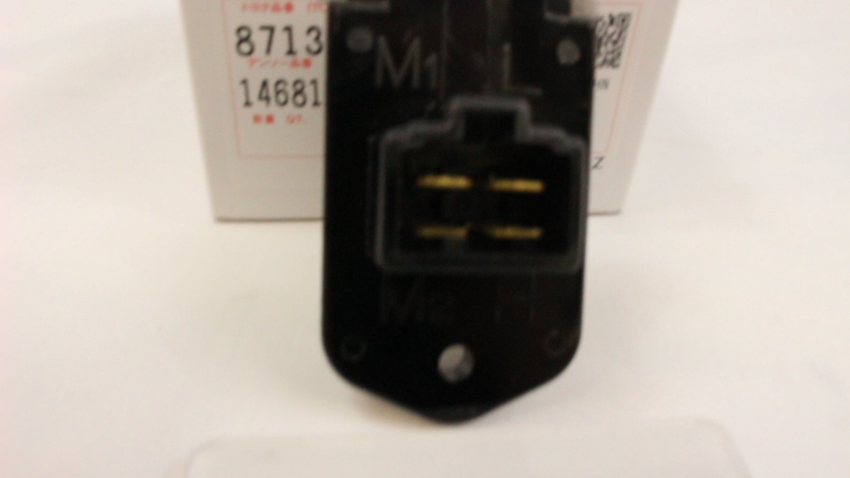 TOYOTA DENSO Land Cruiser BJ70 LJ70 Heater Fan Blower Resistor 87138 ...