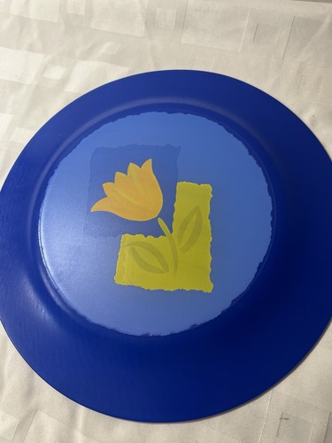 VTG Lot Of 7 Matys Arcoroc 10 1/2” / 7 3/4” Plates Tulip Pattern France ...