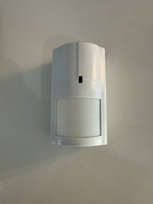 DSC WS4904P Wireless Motion Sensor - White 608729684640 | eBay