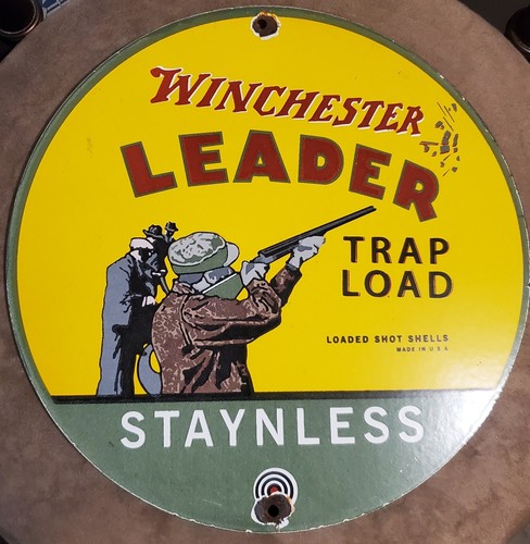 VINTAGE WINCHESTER PORCELAIN GUN SIGN RIFLE AMMO HUNTING SPORT GAS ...