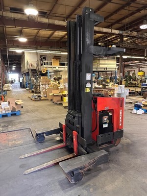 Forklifts - Raymond Easi