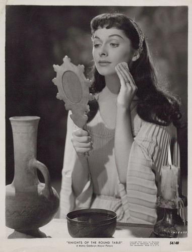 Maureen Swanson in Knights of the Round Table (1954) 🎬⭐ Vintage Photo K ...