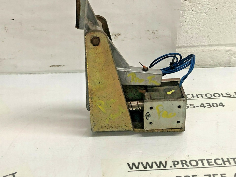 Corghi EM 73 EM73 Wheel Balancer Brake Assembly With Electromagnet P442 ...