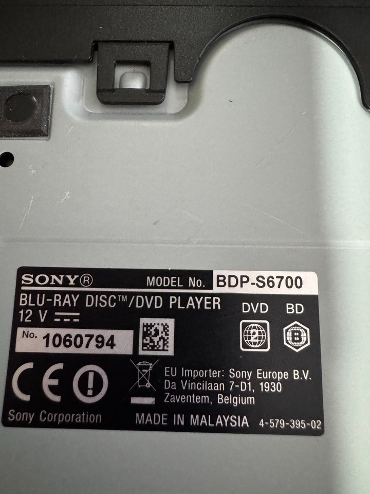 Sony BDP-S6700 4K-Upscaling Blu-Ray Disc Player with Wi-Fi, Bluetooth ...