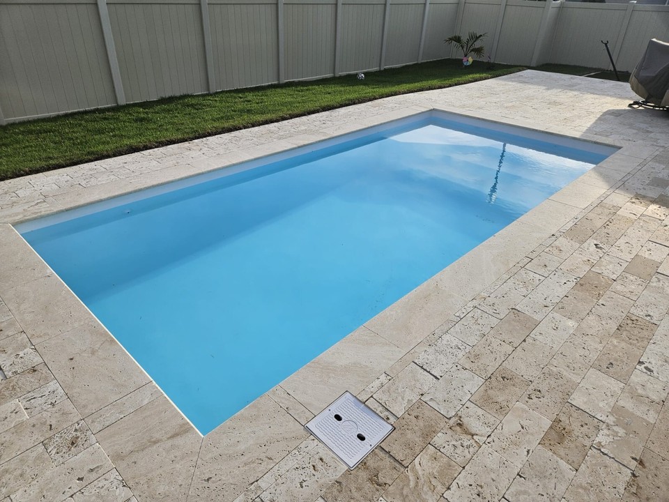 Fiberglass pool Infinity Esc 600 (9.8x19.6x4.7 deep) | eBay