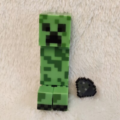 Minecraft Creeper Overworld Series 1 Figure with Accessory Jazwares 3 ...