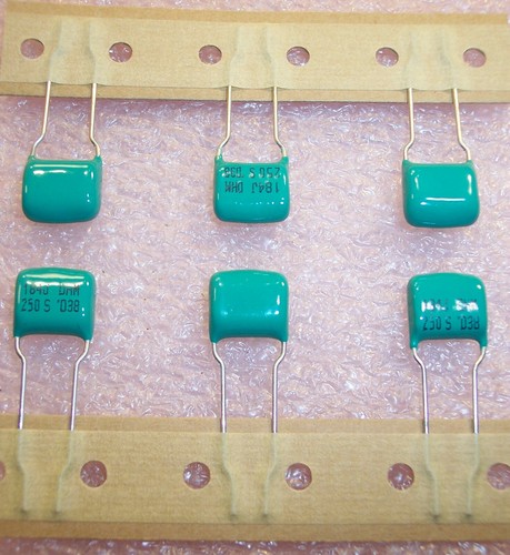 QTY (100) .18uf 250V 5% METALLIZED POLYPROPYLENE CAPACITORS DHSM250J184 ...