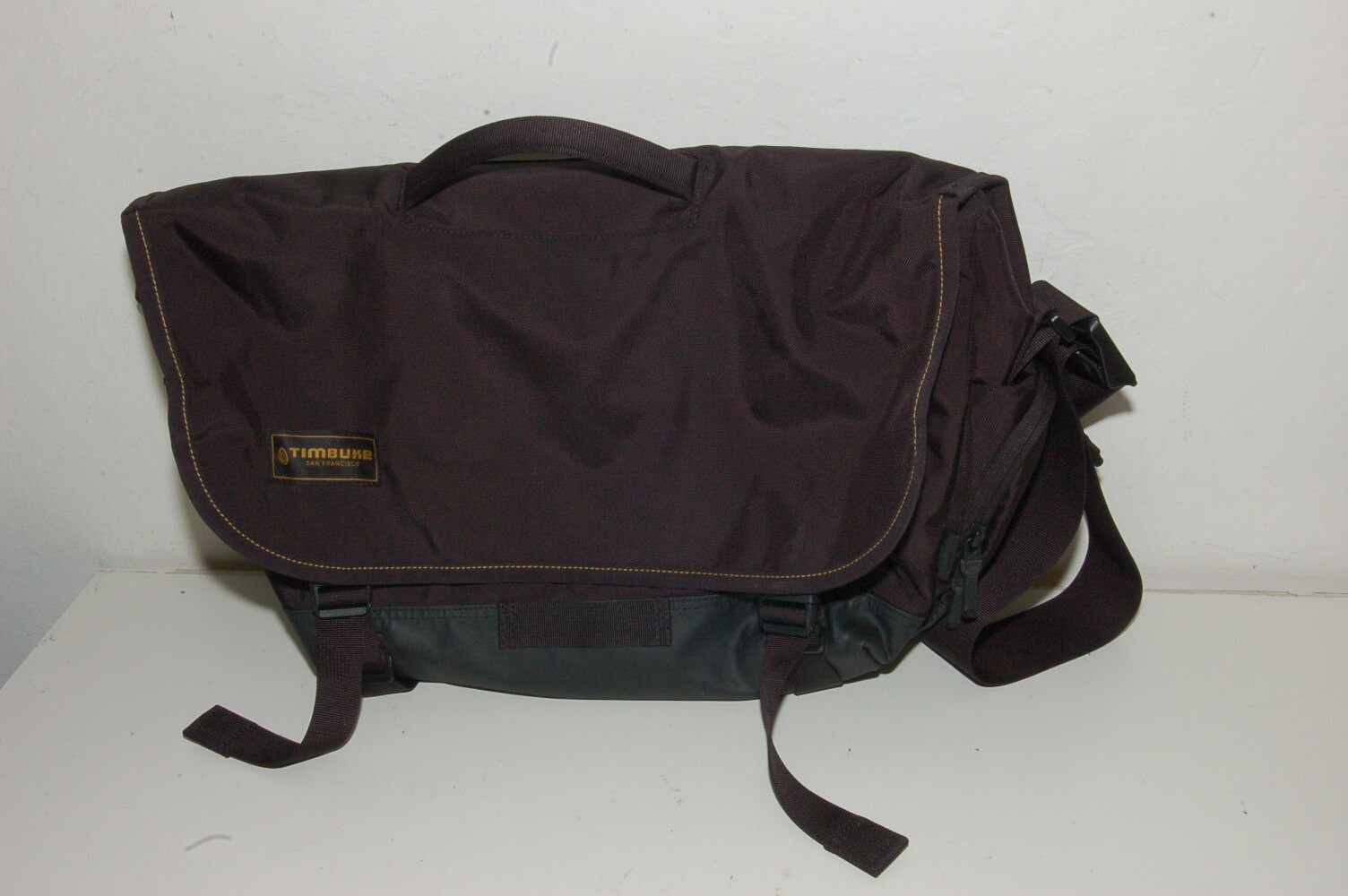 18" Timbuk2 Messenger Bag Black & Yellow Stitch w/ Bi… - Gem
