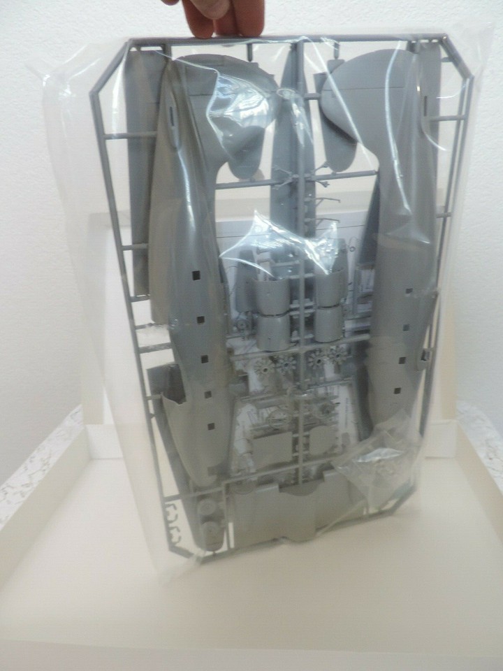 Williams Brothers C-46 Commando! Airplane Model Kit 1/72 0050-72546-01 ...