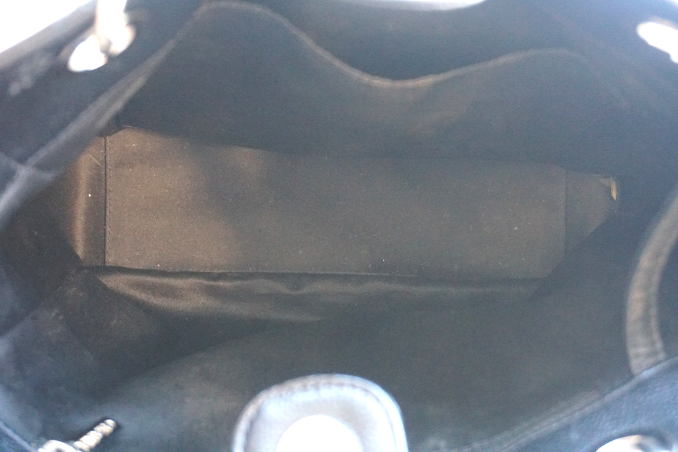 CHANEL Matelasse Caviar Skin Leather Silver Chain Grand Shopping Tote ...