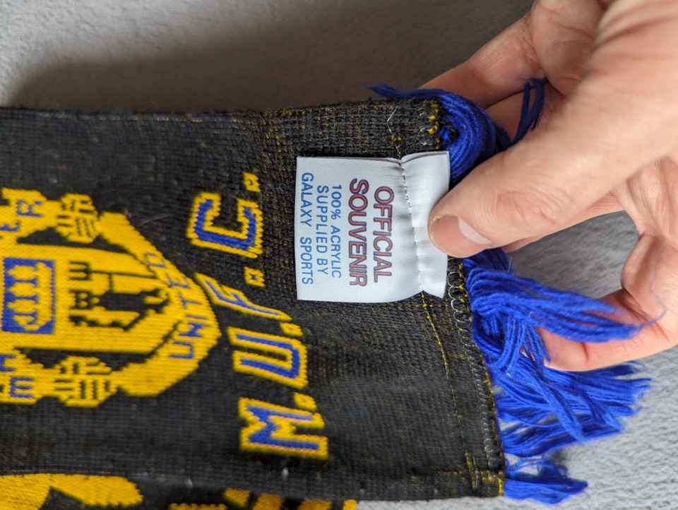 FA PREMIER LEAGUE CHAMPIONS 1993 Manchester United Vintage Scarf | eBay