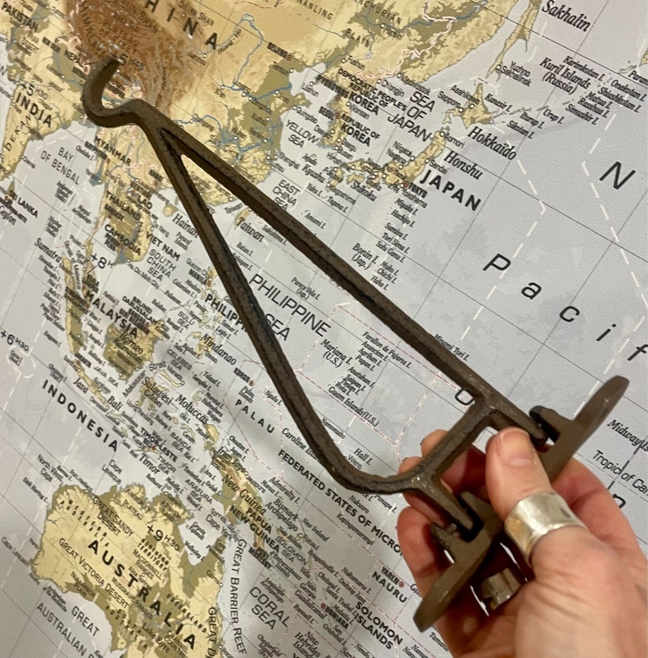 Antique Ornate Cast IRON Fireplace Hook Swivel Bracket Country Kettles ...