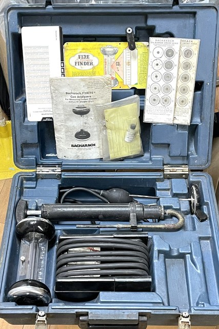 Bacharach 10-5022 Fyrite Co2 Gas Analyzer Kit for sale online | eBay