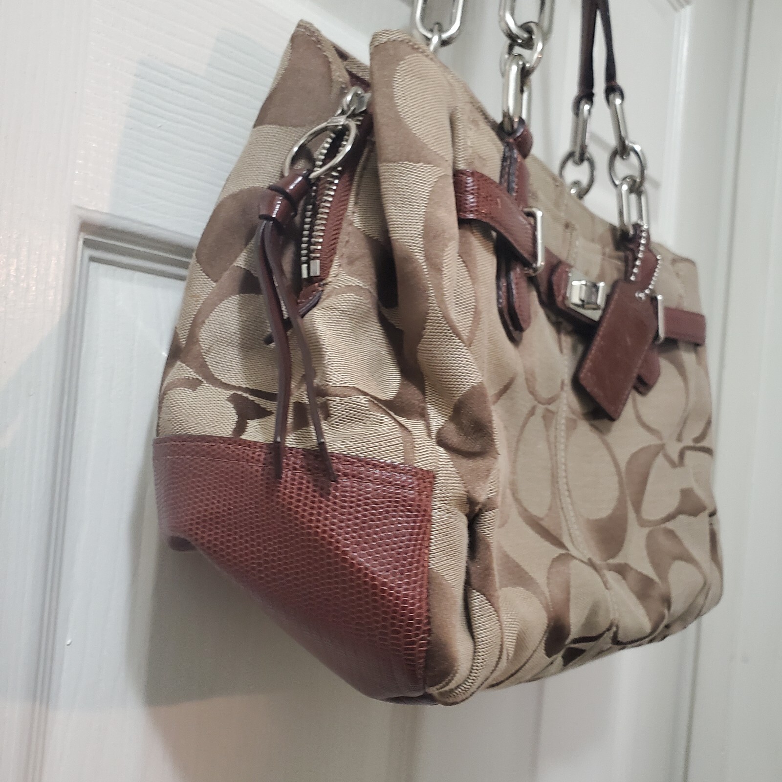 COACH Chelsea Signature Jayden East West Carryall Han… - Gem