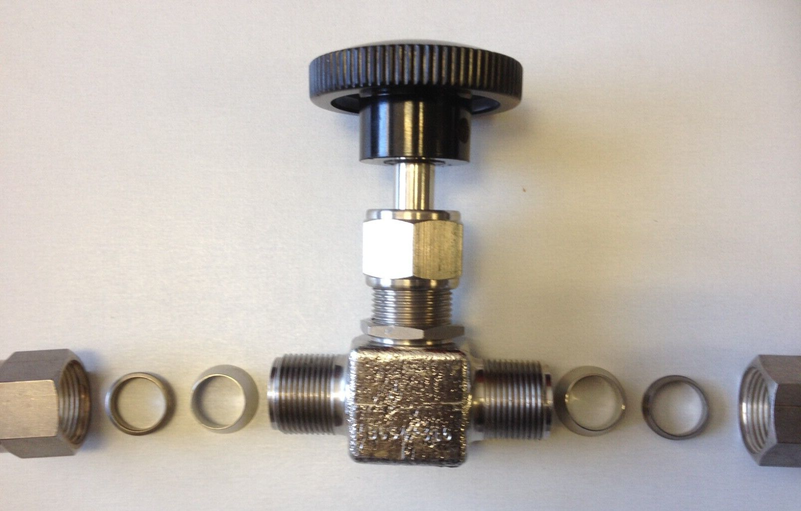 Flo-Lok® FLo-LoK 1/2 " Compression Fittings, 3000 psi, Valve Model 654 ...