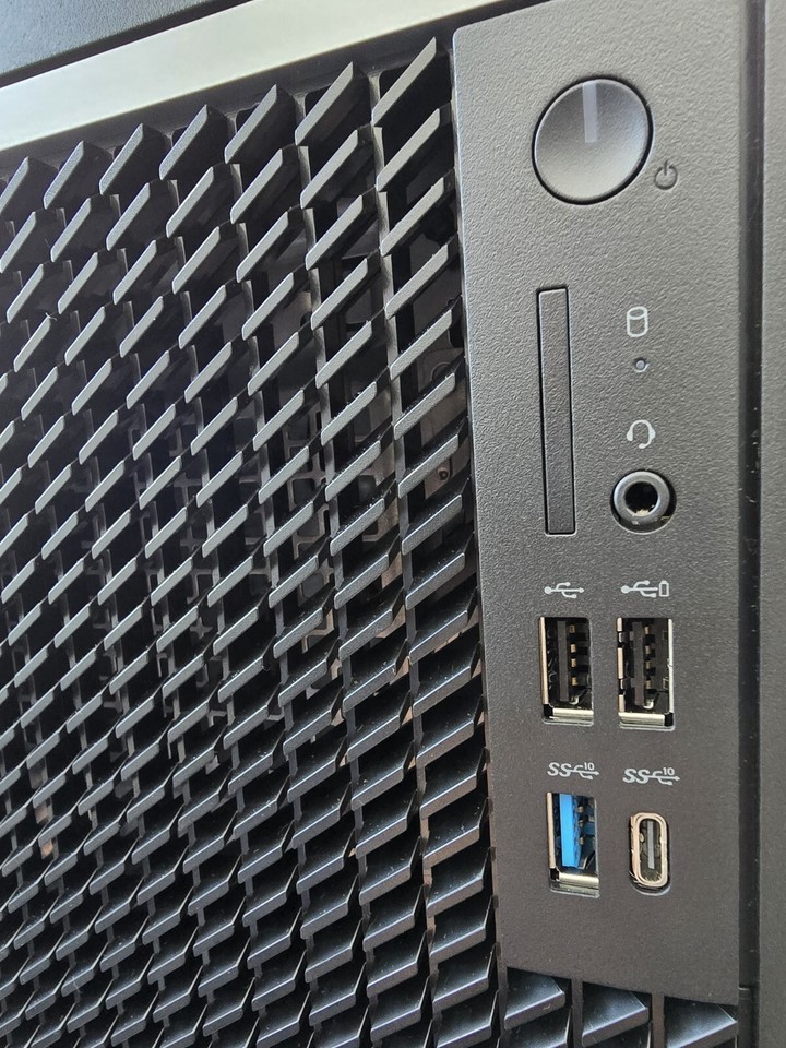 DELL Optipplex 7080 - i7 1070 16GB RAM, AMD RX 640 4GB Graphics ...