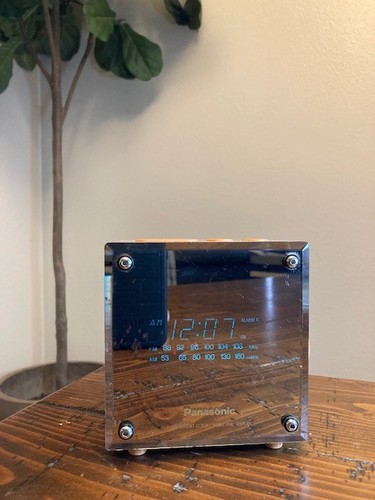 Vtg Panasonic Model RC-58 Fluorescent Digital Clock Radio Cube Mirror ...