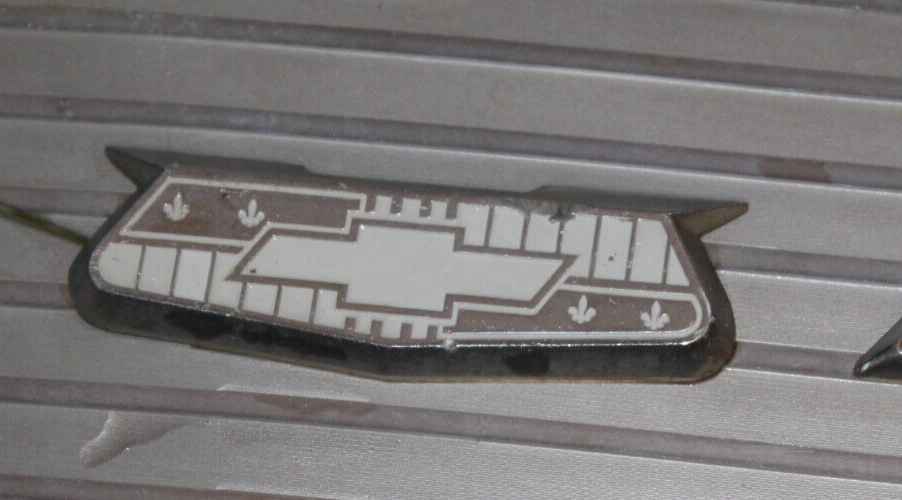 1957 Chevy Belair Quarter Panel Moldings Side Inserts Original ...