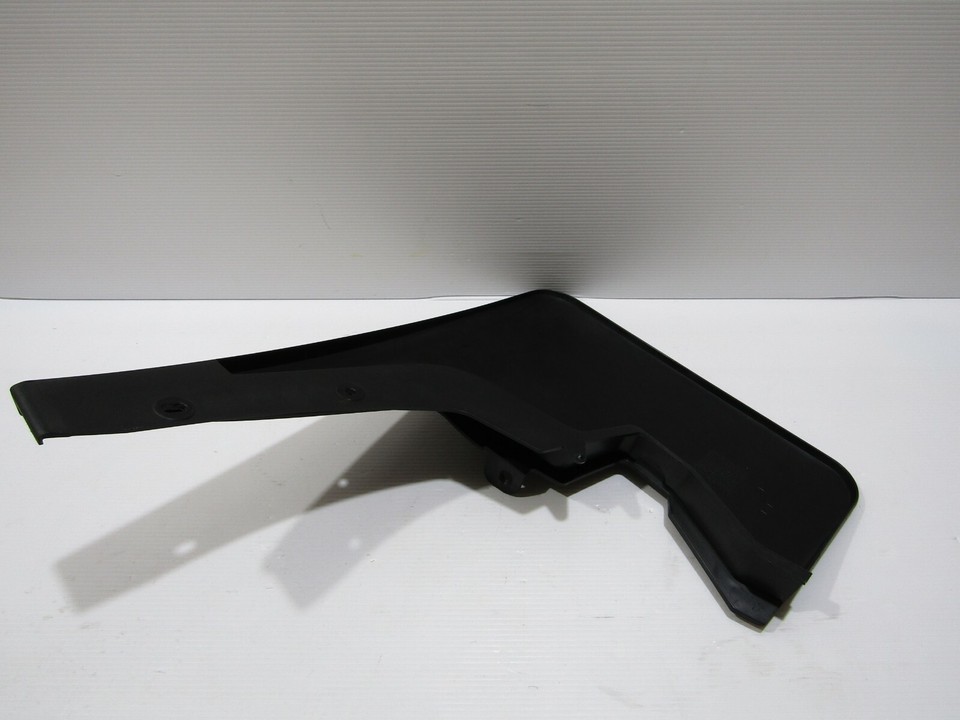 MERCEDES X CLASS W470 PICKUP MUD FLAP LEFT FRONT GENUINE A4708904500 ...