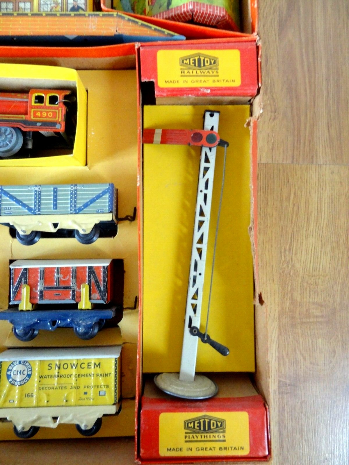 Vintage RARE tin toy Wind up combination passenger train set Mettoy ...