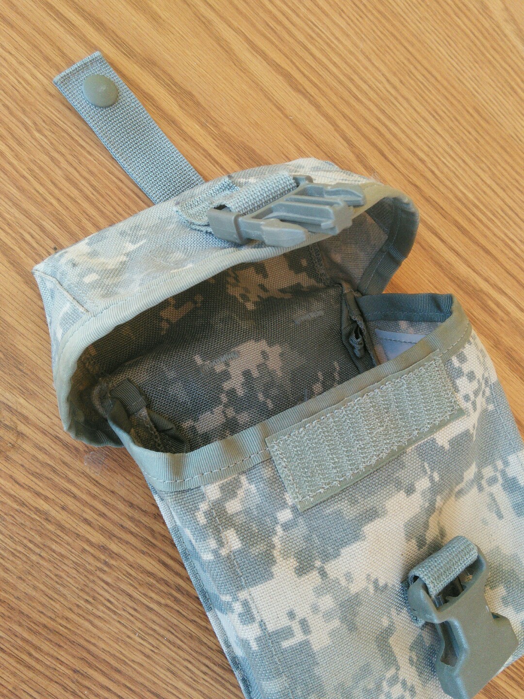 MILITARY USGI IFAK Pouch - ACU INDIVIDUAL FIRST AID KIT (IFAK) POUCH ...