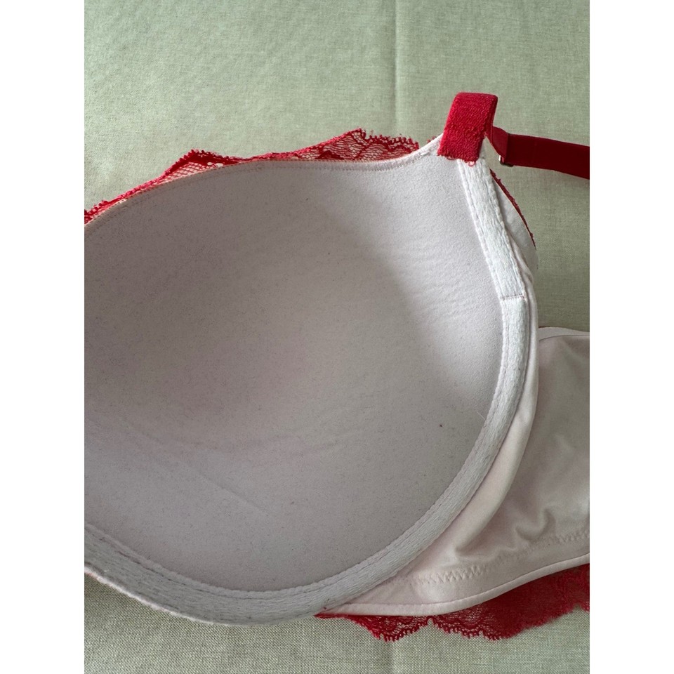 Victoria's Secret Plunge Bra 38D Red Lace Push Up Rhinestone Romantic ...