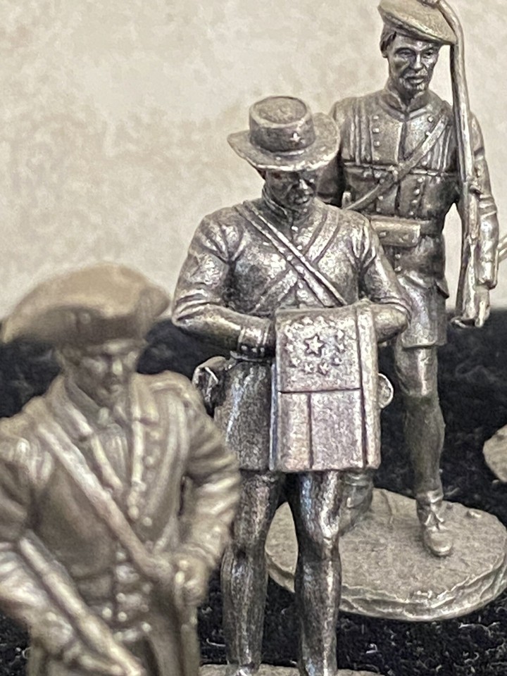 Lot of 14 Franklin Mint Petwer Soldiers of World Major, Corporal ...