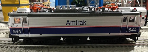 MTH Premier 20-5528 Amtrak AEM-7 Engine #944 (Phase IV) with ...