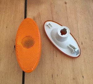 BRAND NEW RENAULT MASTER MK3 ORANGE SIDE REPEATER MARKER INDICATOR ...