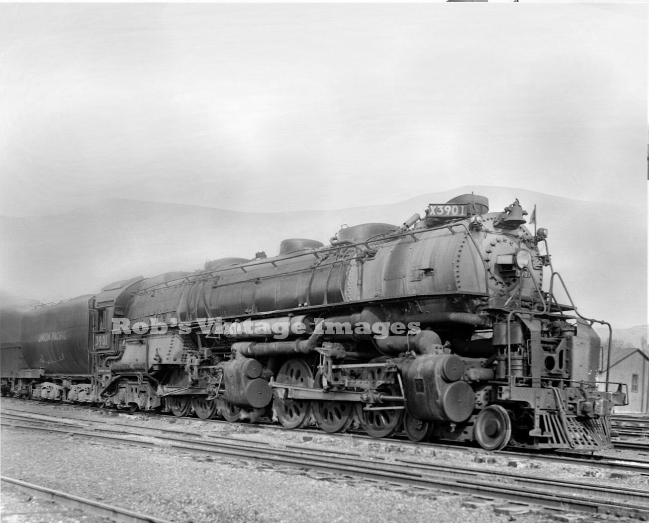 Union Pacific Railroad Photo Steam Locomotive 3901 4-6-6-4 UP train | eBay