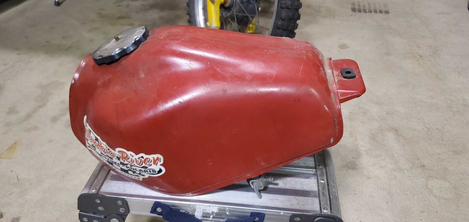 79 1979 Honda XR500 XR 500 gas fuel petrol tank 17520-429-000ZA 80 81 ...