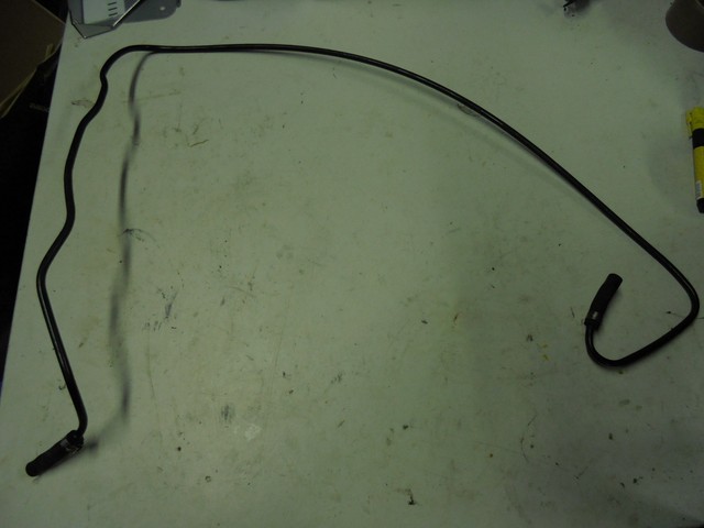 Land Rover Discovery 2 Td5 Lower Metal Water Pipe Pfv100120 for sale ...