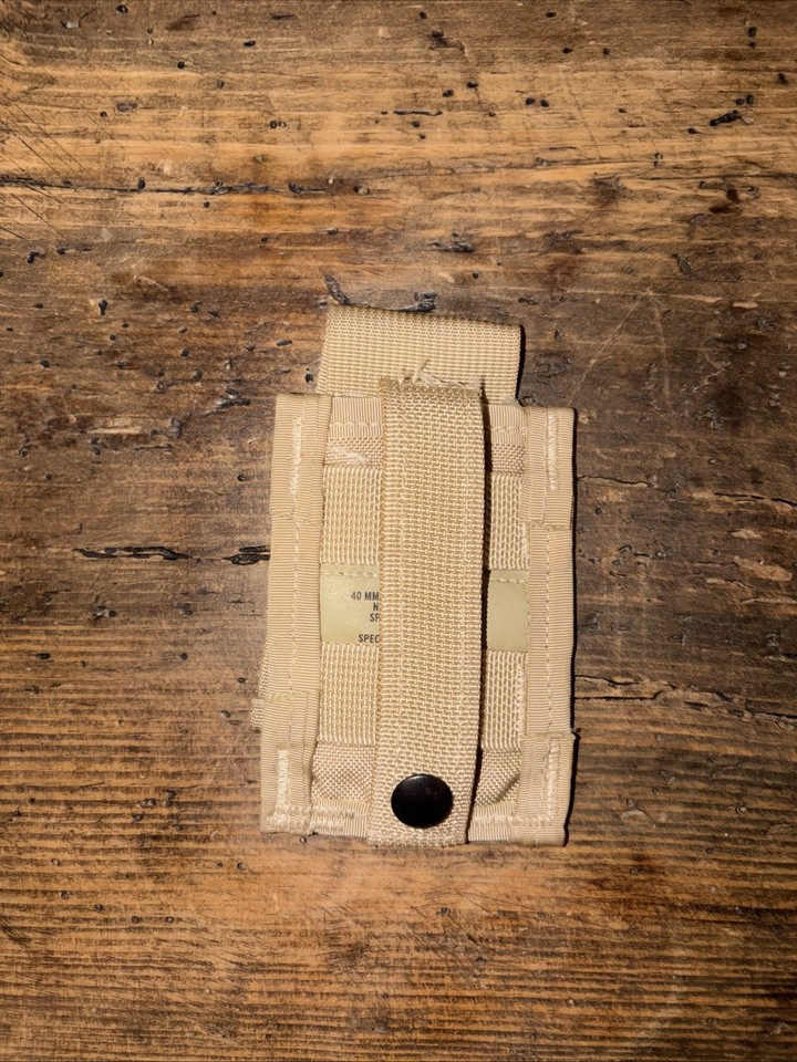 USGI US Army 3-Color DCU Desert Camouflage Molle II 40mm Single Grenade ...