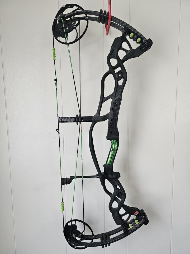 Hoyt Carbon Defiant Compound Bow | eBay