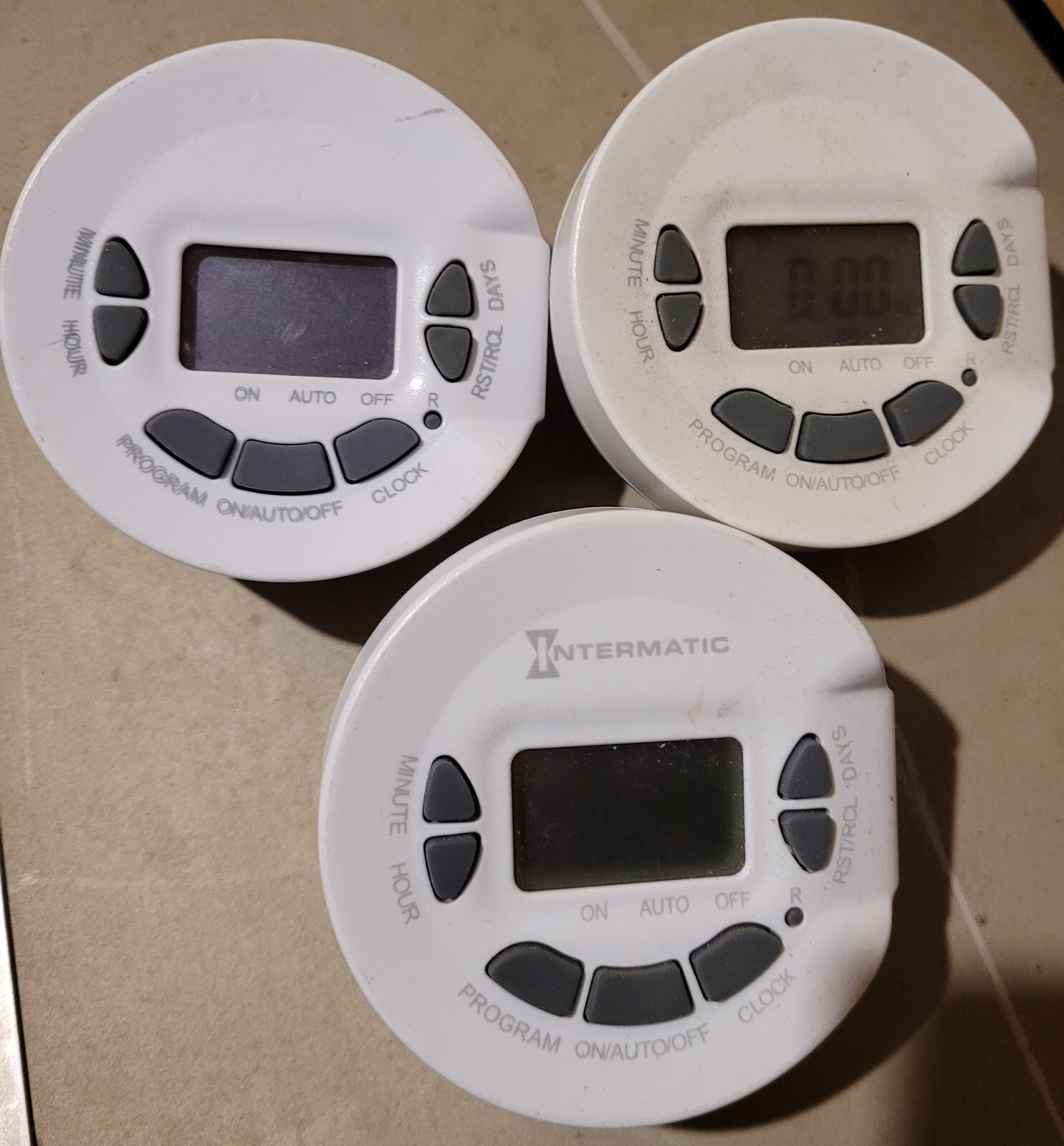 Lot of 3 Intermatic / Woods DT300 7-Day Indoor Digital Lighting Timer ...