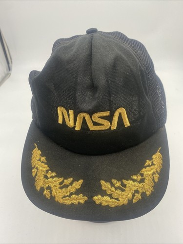 Vintage NASA SPACE GOLD LEAF BLACK SNAPBACK TRUCKER MESH HAT CAP ...