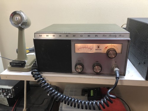 Johnson Messenger 223 Old time tube radio meter is not working Radio ...