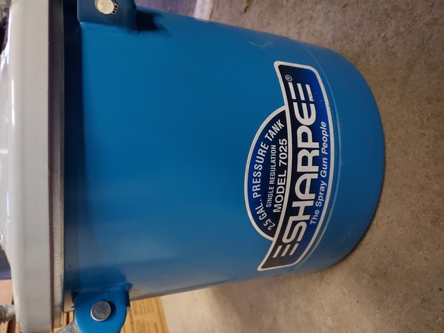 Sharpe 7025 2.5 Gallon Single Regulation Paint Gun Pressure Tank ...