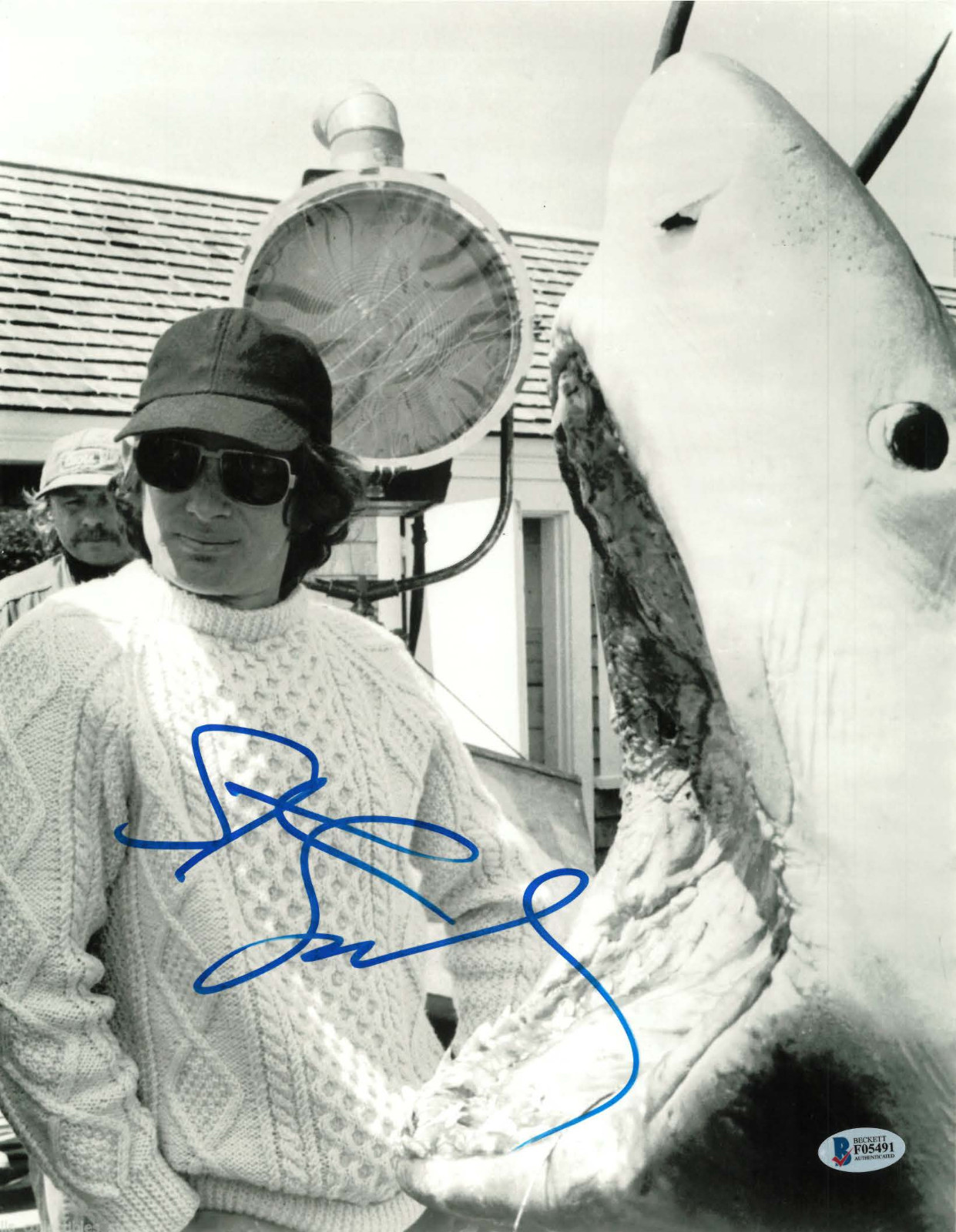 STEVEN SPIELBERG SIGNED 11X14 PHOTO JAWS E.T. BECKETT BAS AUTOGRAPH ...